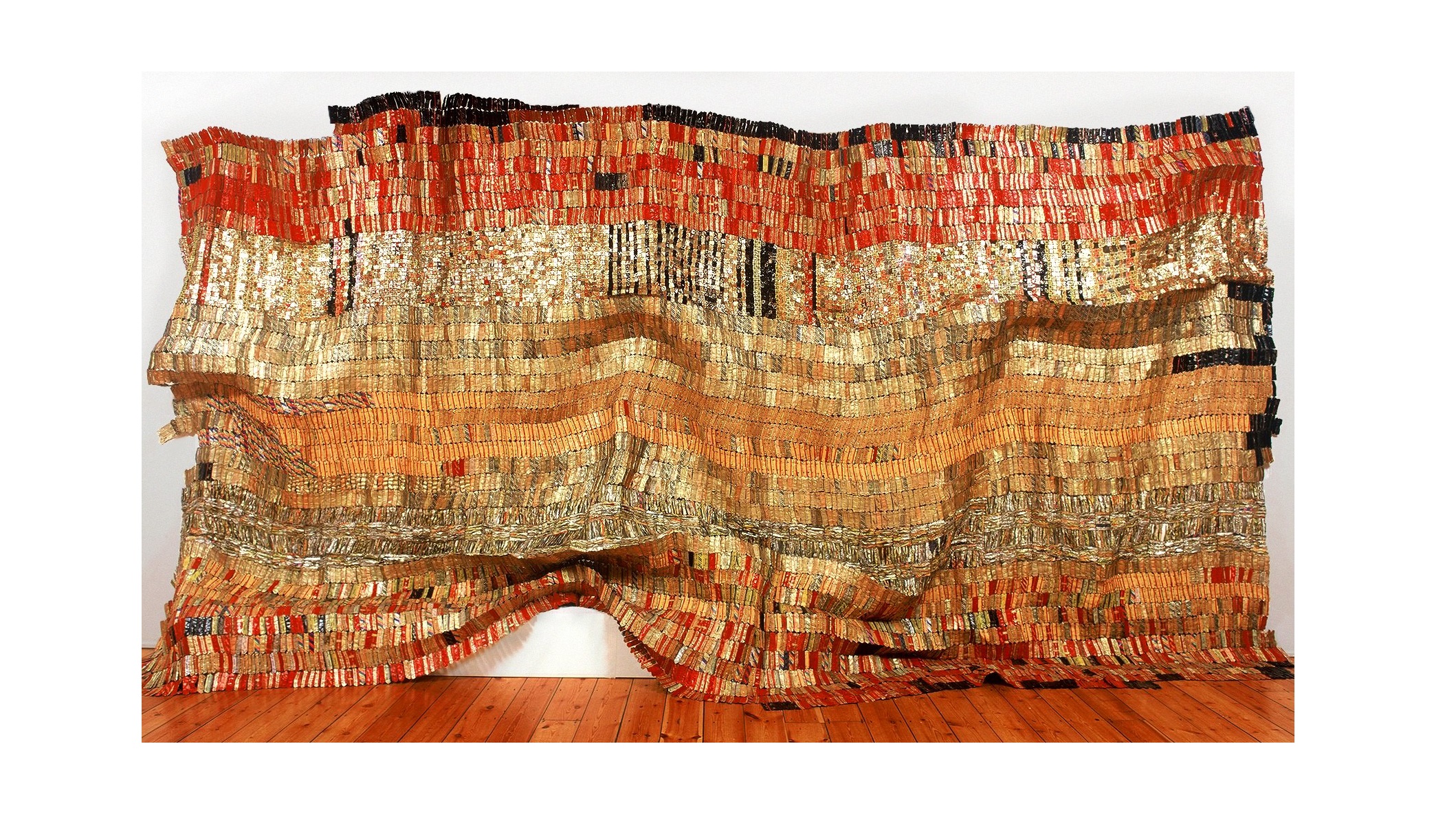 El Anatsui | El Anatsui, Fading Cloth, 2005
