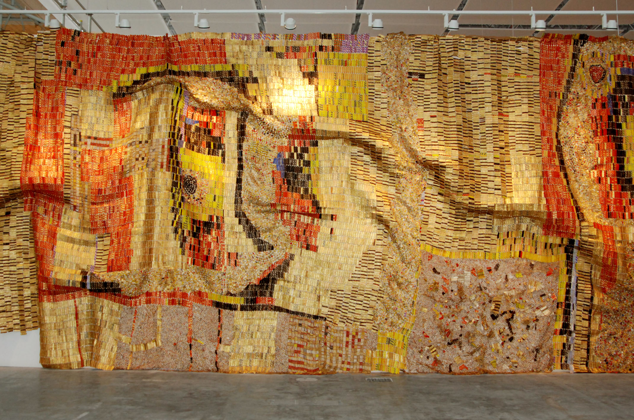 El Anatsui | El Anatsui, Earth’s Skin, 2009