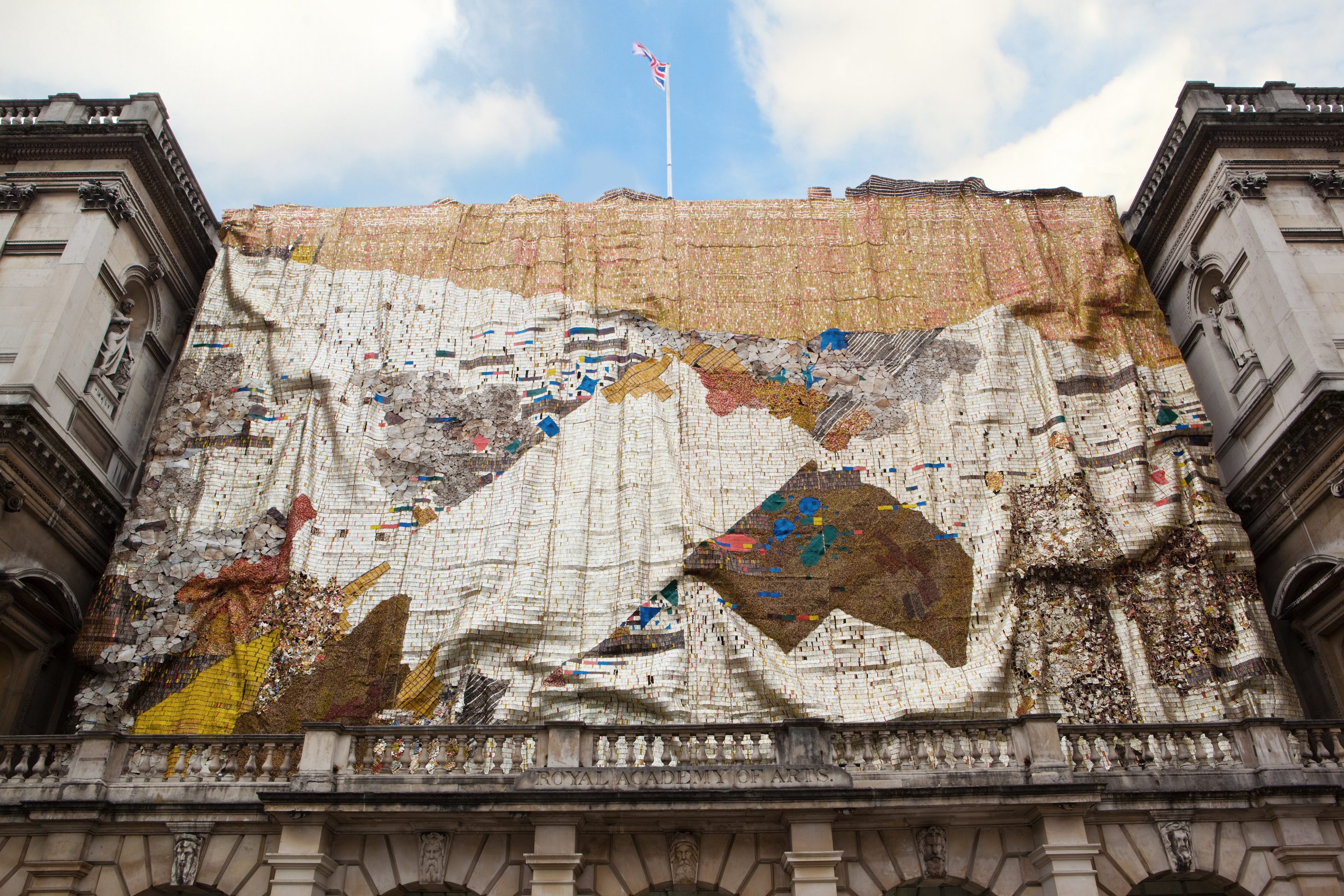 El Anatsui | El Anatsui, TSIATSIA – Searching for Connection, 2013
