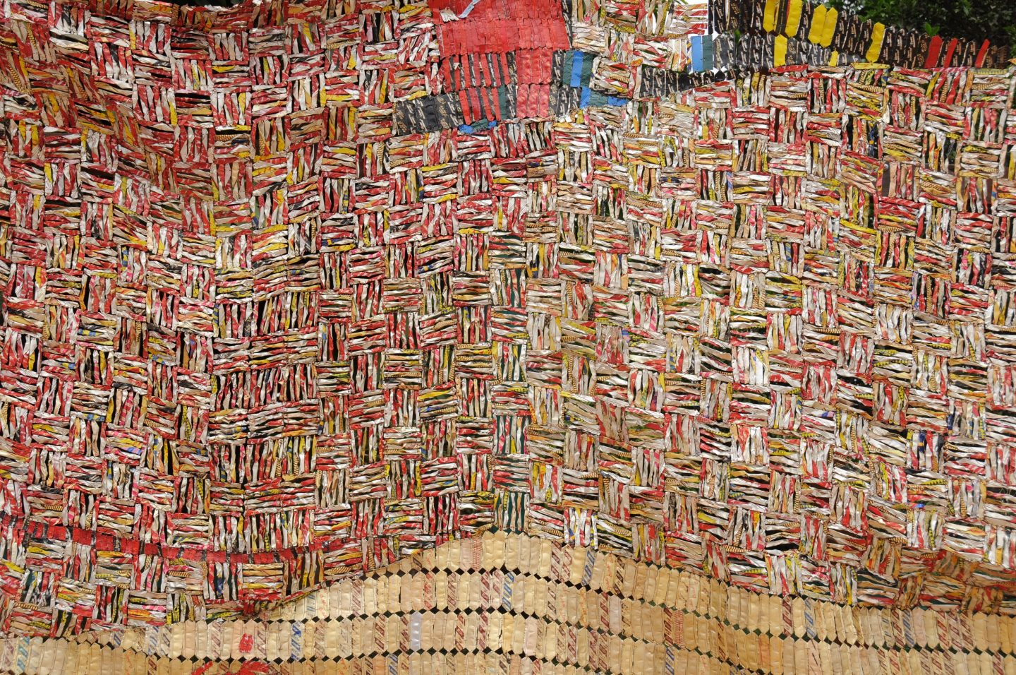 El Anatsui | Artworks