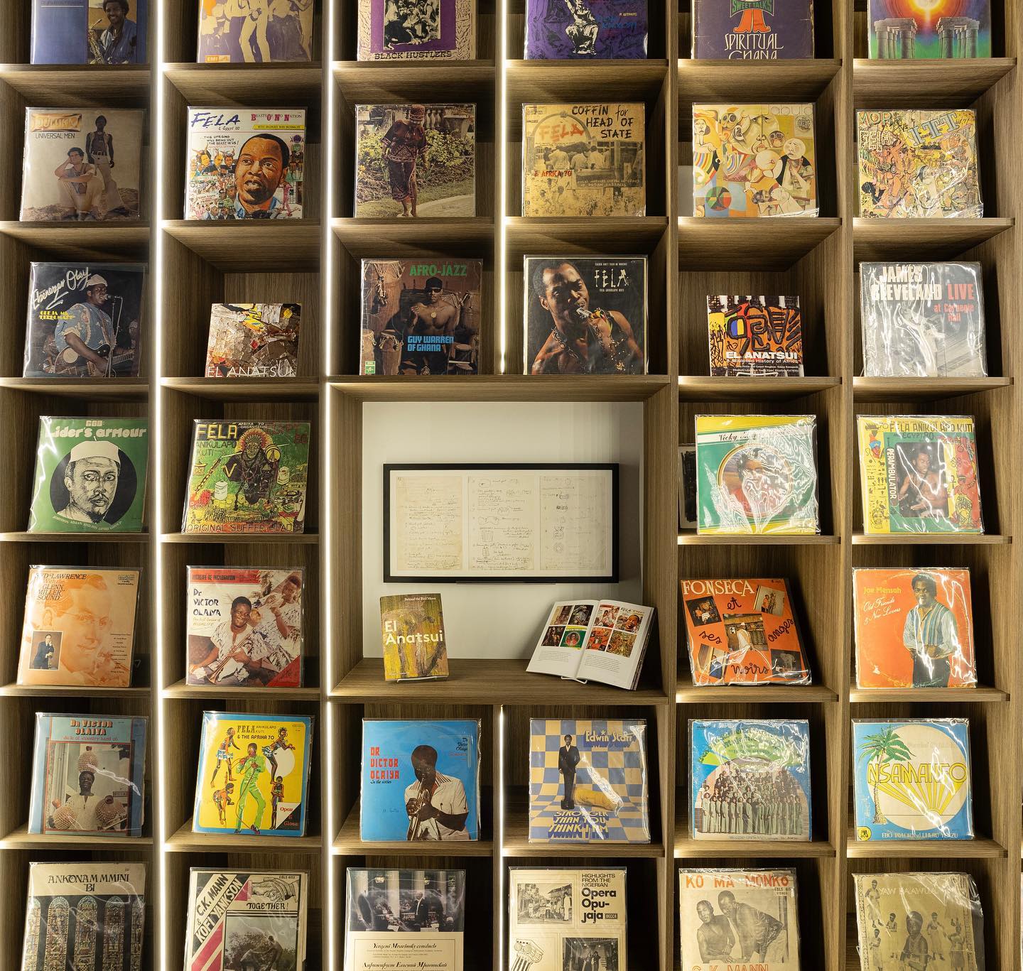 El Anatsui | El Anatsui: Music, Change and Re-Invention