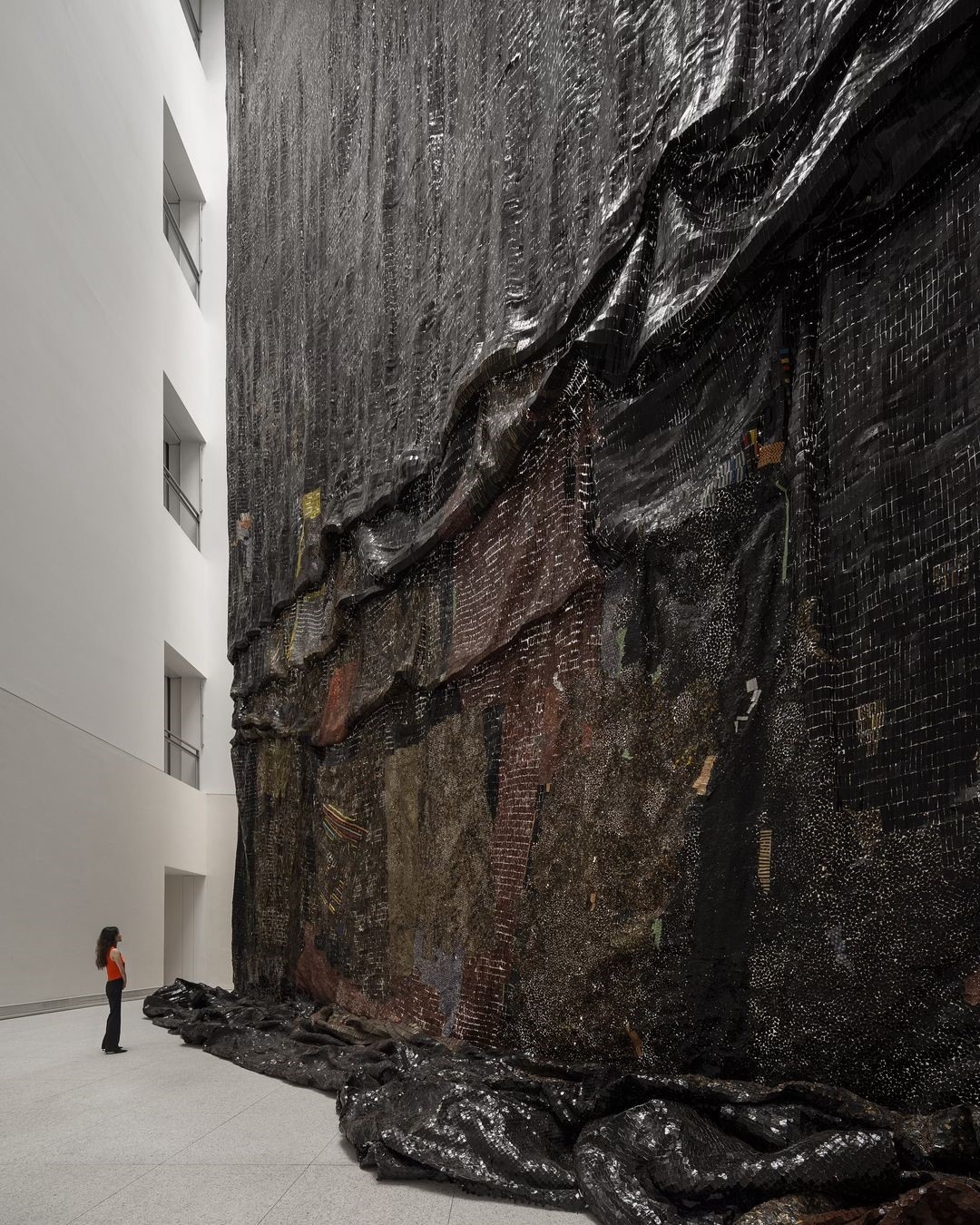 El Anatsui | El Anatsui: After the Red Moon